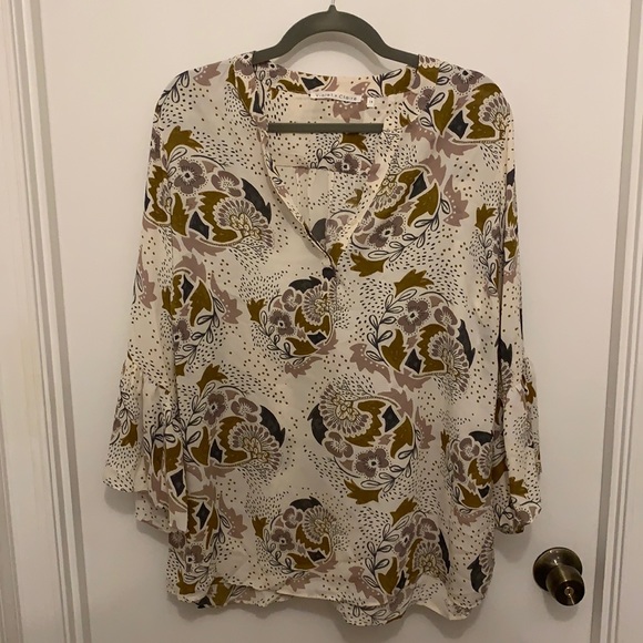 Violet & Claire | Tops | Violet Claire Patterned Blouse | Poshmark
